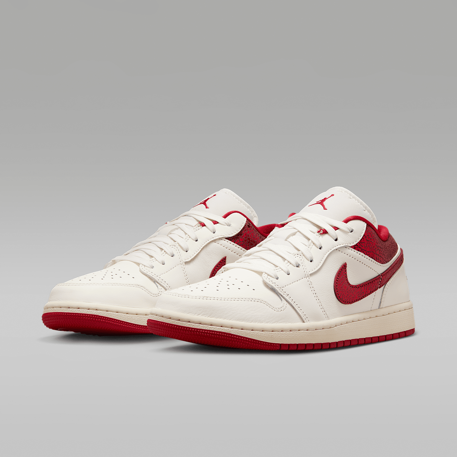 Nike Air Jordan 1 Low SE - Laced Up